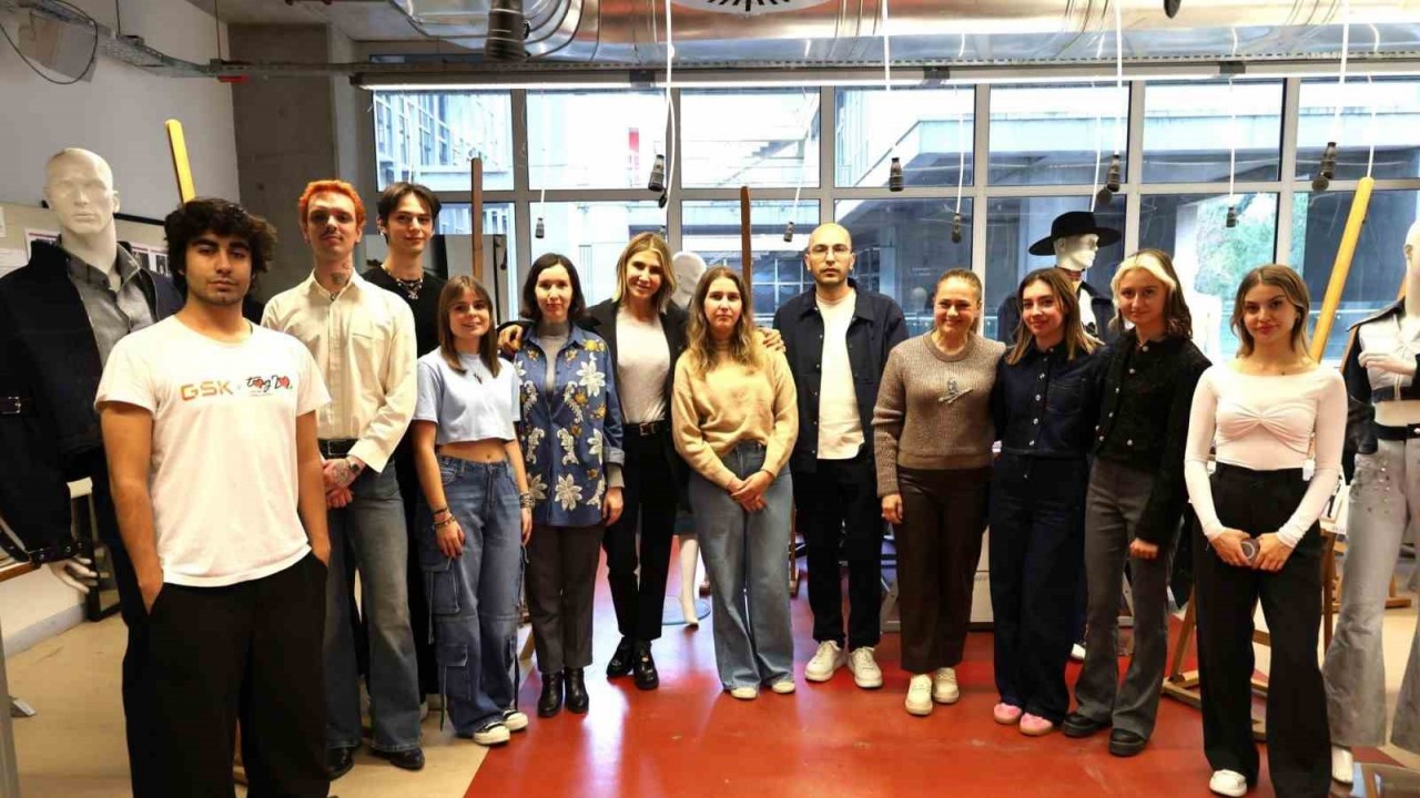 İEÜ’lü genç moda tasarımcılarından ‘sürdürülebilir’ koleksiyon - İşin ...