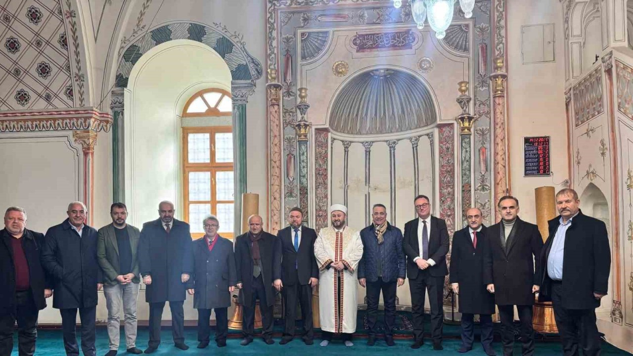 Sultangazi Belediye Başkanı Dursun, Balkanlarda iftar sofraları ...